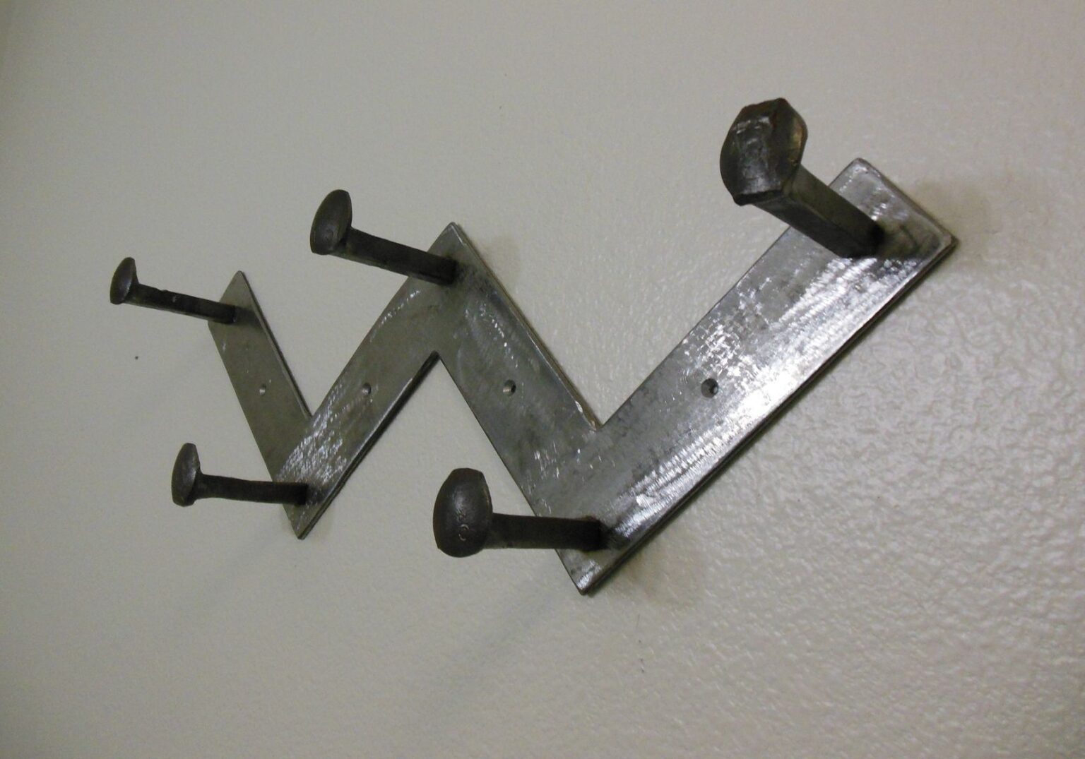 How to Weld a Coat Rack [Welding Project] - Beginner Welding Guide